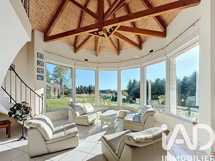 Maison à vendre - Saint-Chély-dApcher - 13 pièces - 6 chambres