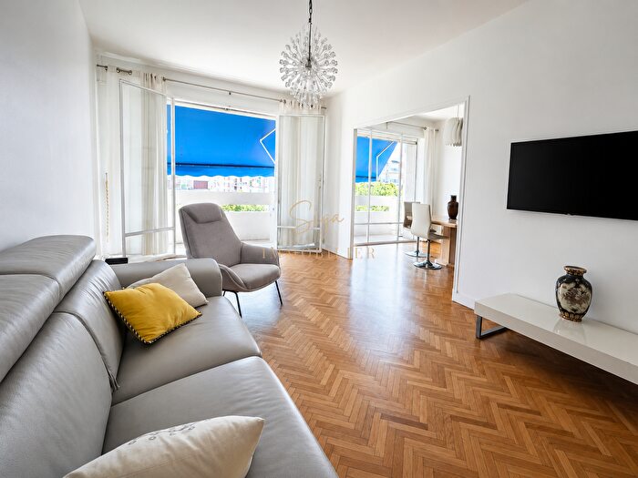 Appartement 4 pièces à Marseille 8ème, Perier, à vendre
