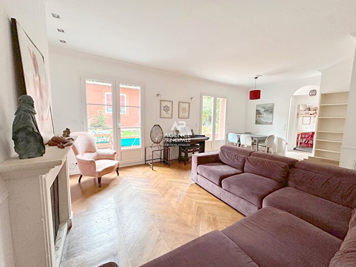 Chaville, Ursine : Maison 7 pièces à vendre