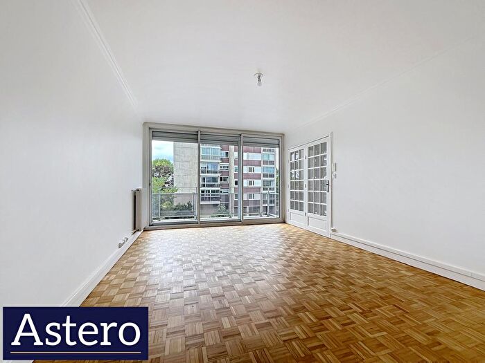 Appartement à vendre - Quartiers Nord-Ouest, Villejean - 4 pièces - 3 chambres