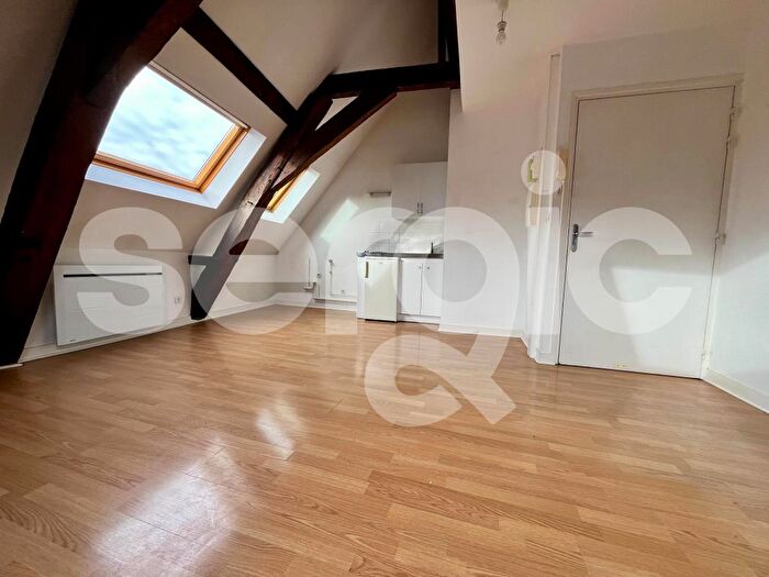 Appartement à louer - Douai, Centre-ville - 1 pièce