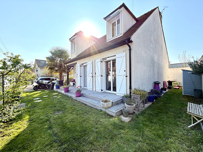 Maison à vendre - Bondy, La Mare à Veuve - 6 pièces - 3 chambres