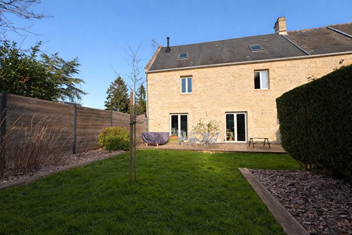 Maison à vendre - Fontaine-Henry - 5 pièces - 4 chambres