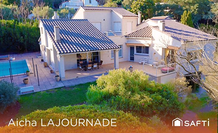 Maison à vendre - Les Angles - 6 pièces - 5 chambres