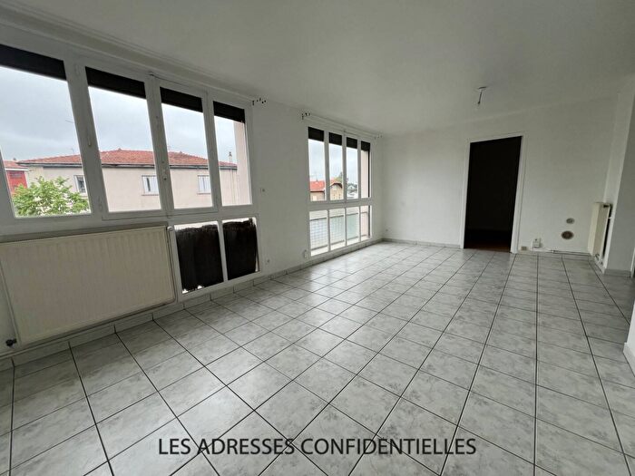 Appartement à louer - Centre Ville, Tassin-la-Demi-Lune - 3 pièces - 2 chambres