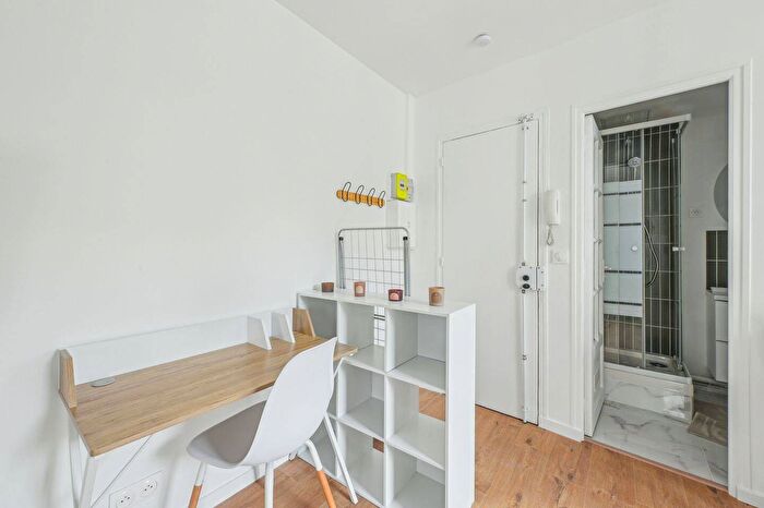 Appartement à louer - Goutte dOr-Château Rouge, Paris ème arrondissement - 1 pièce