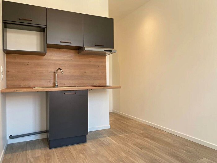 Appartement 1 pièce à louer - Moulin à Vent-Ernest Renan, Vénissieux
