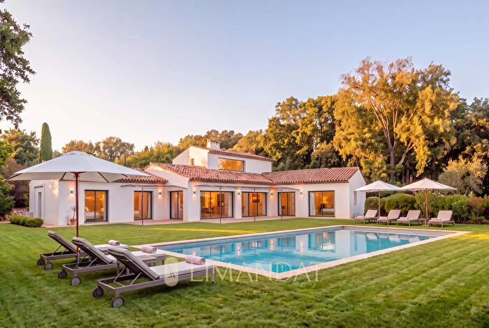 Maison 6 pièces à vendre à Antibes, Rabiac, Carriat, Les Semboules, Les Brusquets