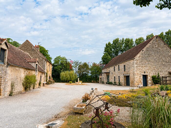 Maison 10 pièces à vendre à Semallé