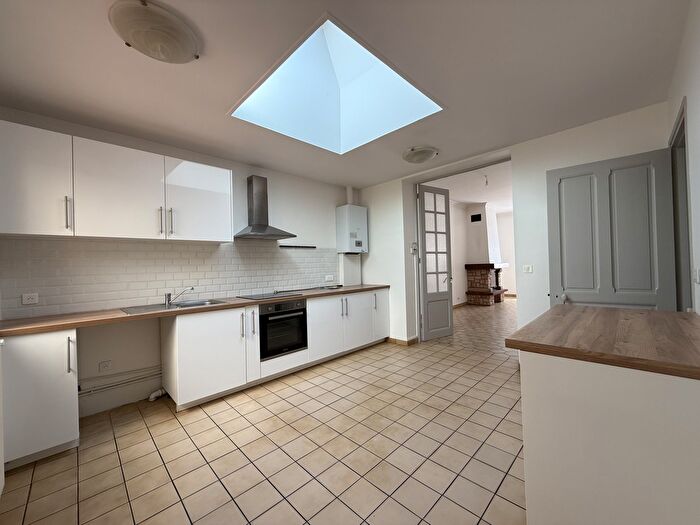 Maison à louer - Amiens - 5 pièces - 4 chambres