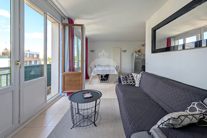 Saint-Maur-des-Fossés, Les Mûriers : Appartement 3 pièces à vendre