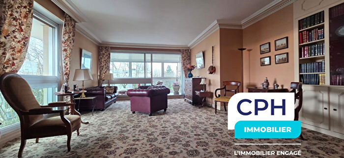 Appartement à vendre - Le Chesnay, Pré-Vert - 5 pièces - 2 chambres