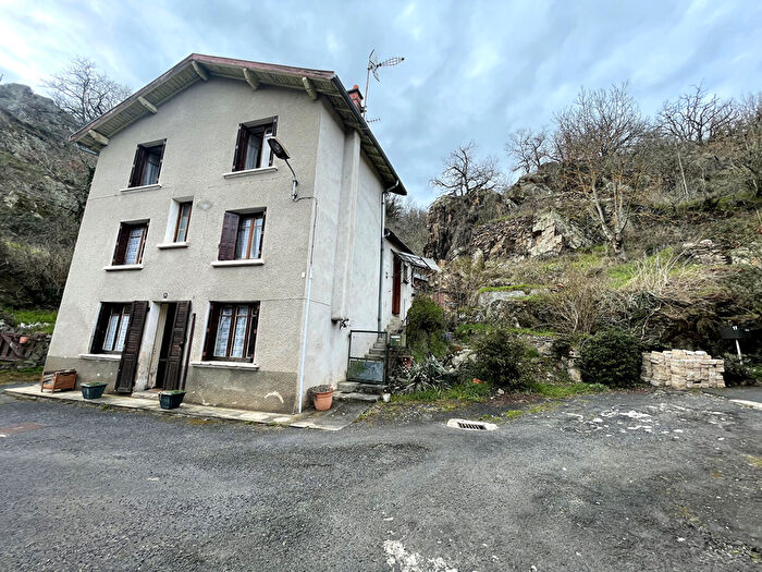 Maison à vendre - Auzon - 8 pièces - 3 chambres