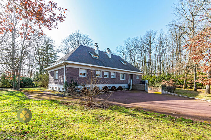 Maison à vendre - Vernouillet - 9 pièces - 5 chambres