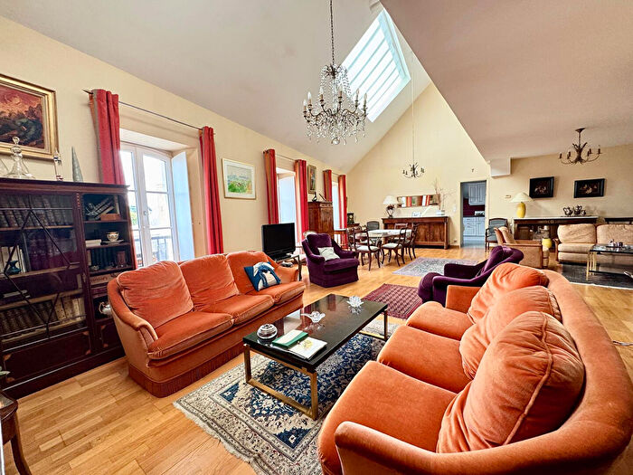 Appartement à vendre - Laval, Les Fourches - 6 pièces - 4 chambres