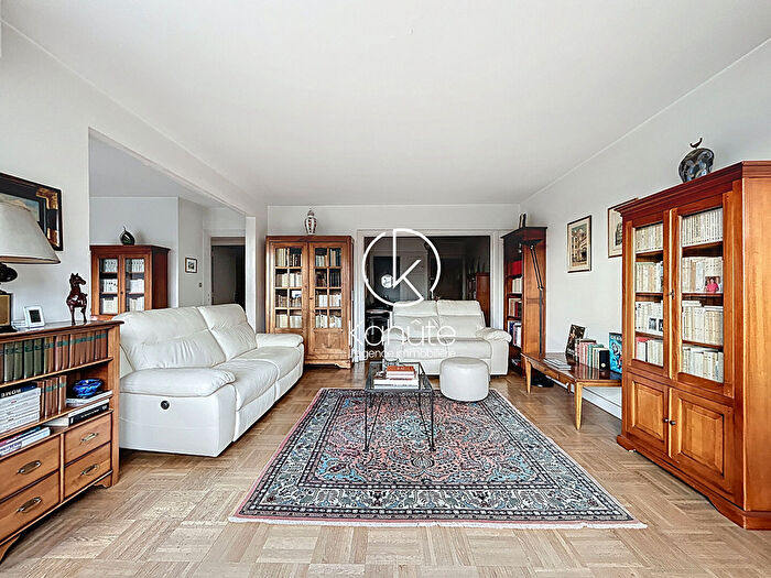 Appartement à vendre - Champagne-au-Mont-dOr - 4 pièces - 2 chambres