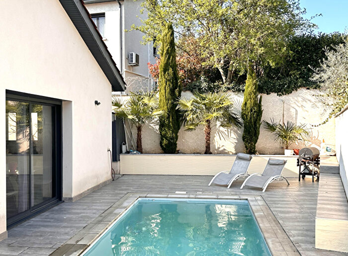 Maison à vendre - Charly - 5 pièces - 4 chambres