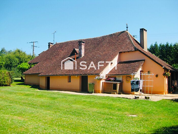 Maison à vendre - Saints-en-Puisaye - 6 pièces - 4 chambres