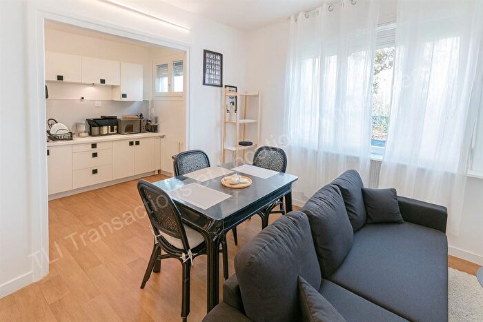 Appartement à vendre - Dunkerque, Saint-Gilles - 2 pièces - 1 chambre