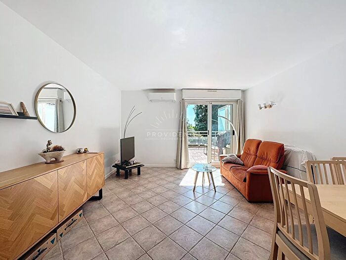 Appartement à vendre - Le Cannet, Haut Cannet - 2 pièces - 1 chambre