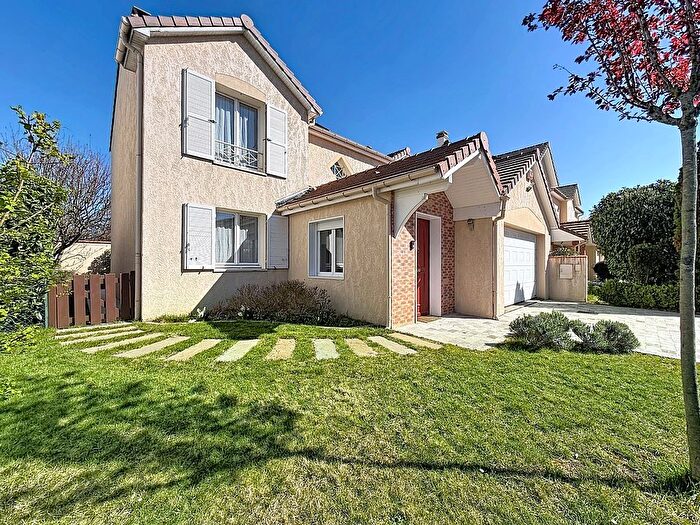 Maison à vendre - Guyancourt, LEurope - 5 pièces - 4 chambres