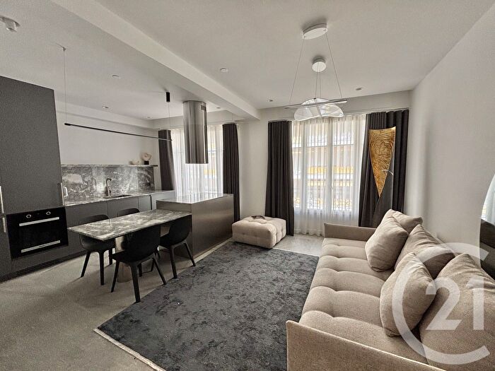 Appartement à louer - Nice, Carré dor - 3 pièces - 2 chambres