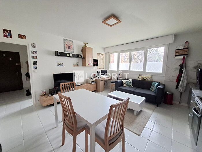 Appartement à vendre - Bondy, La Mare à Veuve - 2 pièces - 1 chambre