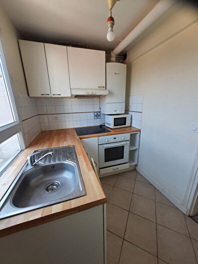 Appartement 2 pièces à Melun, Rive de Seine, Sud, à louer