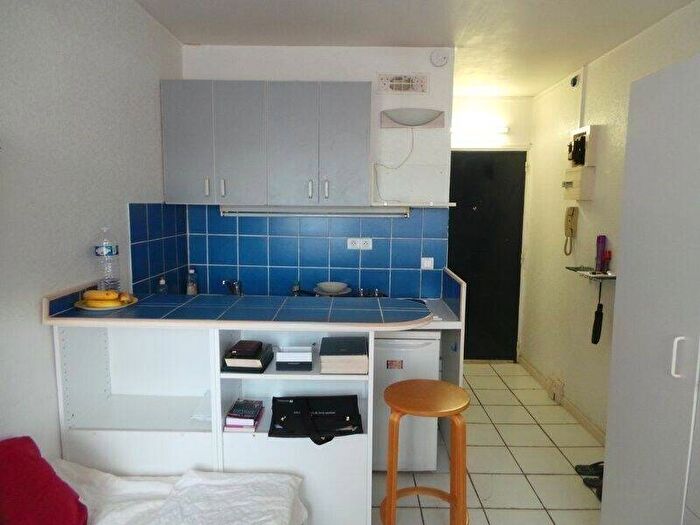 Appartement 1 pièce à Marseille 6ème arrondissement, à louer