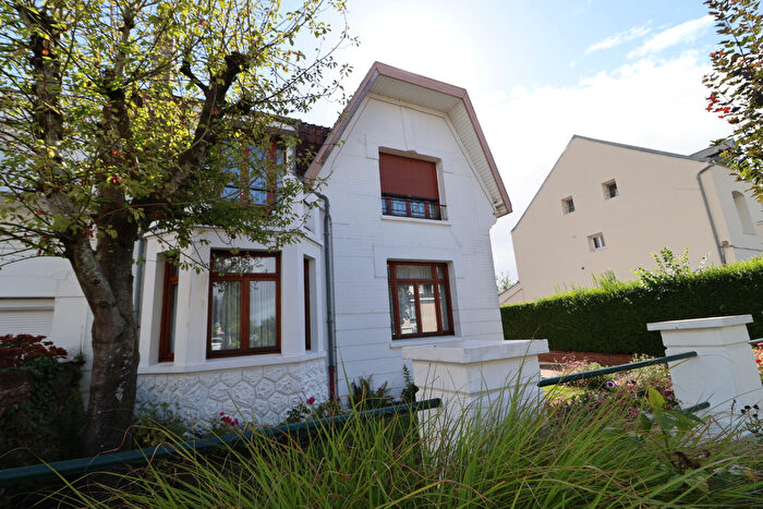 Montreuil : Maison 5 pièces à vendre