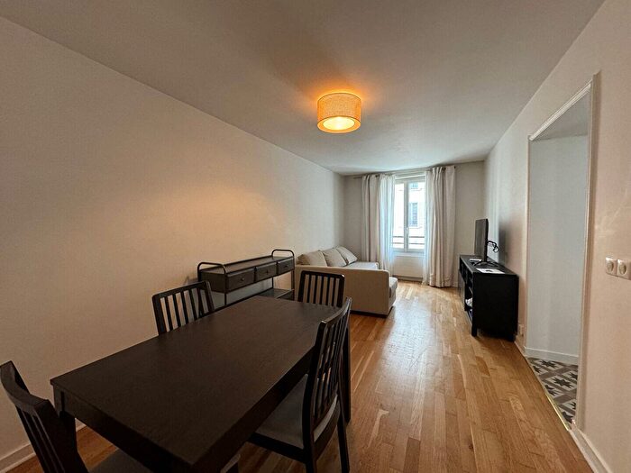 Appartement à louer - La Plaine des Sablons, Neuilly-sur-Seine - 2 pièces - 1 chambre