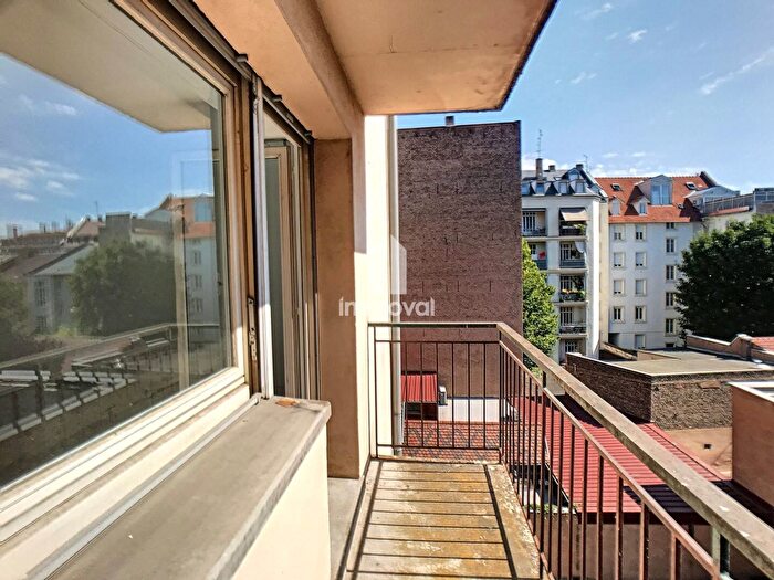 Appartement à louer - Forêt Noire Centre, Strasbourg - 1 pièce