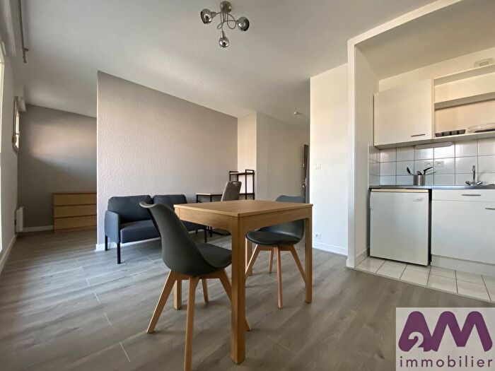 Appartement à louer - Clermont-Ferrand - 2 pièces - 1 chambre