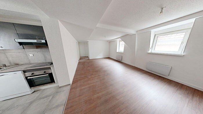 Appartement à louer - Mulhouse, Centre historique - 3 pièces - 2 chambres