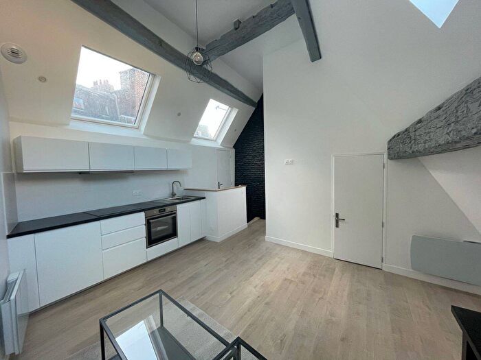 Appartement 2 pièces à Centre, Lille, à louer