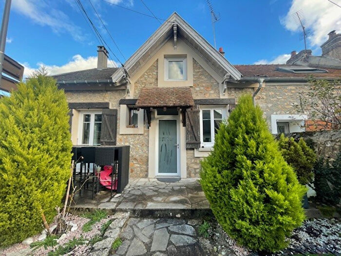 Maison à vendre - Cesson - 4 pièces - 3 chambres