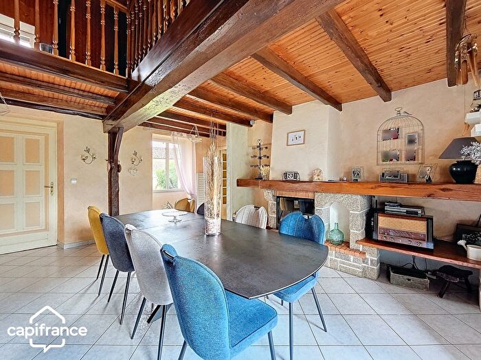 Maison à vendre - Mauzé-Thouarsais - 8 pièces - 3 chambres