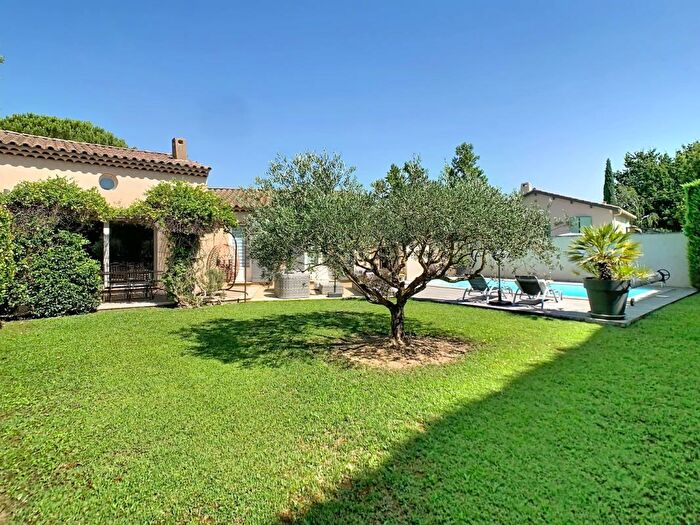 Maison 6 pièces à Taillades, à vendre