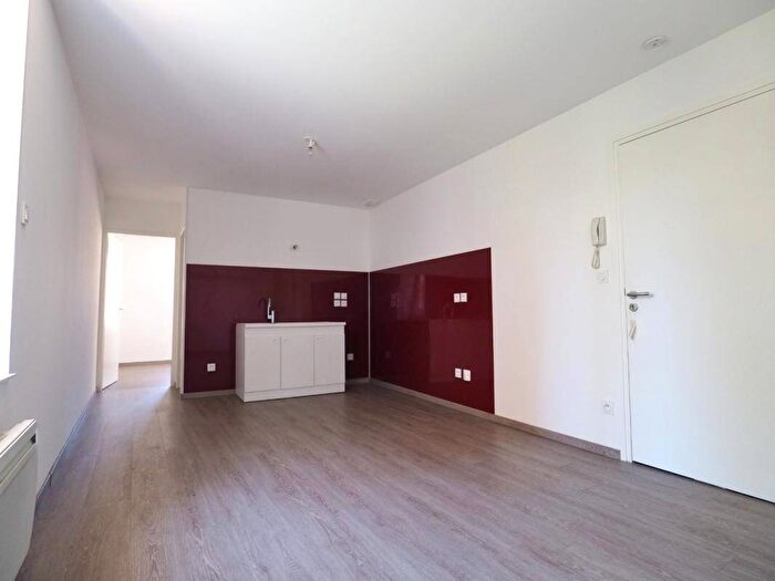 Appartement à louer - Vonnas - 2 pièces - 1 chambre