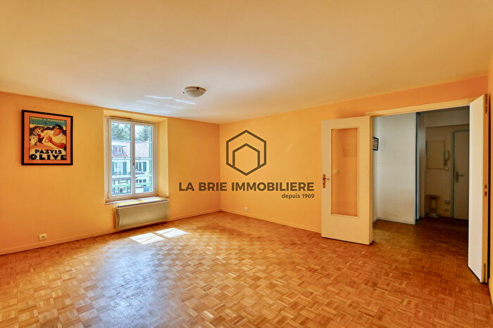 Brie-Comte-Robert, Centre-ville - Appartement 2 pièces à vendre
