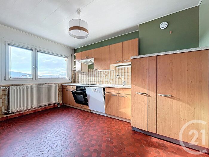 Appartement à louer - Belfort, Nord - 5 pièces - 2 chambres