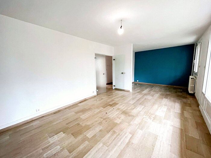 Appartement 4 pièces à Centre Ville-Cathédrale, Évreux, à louer