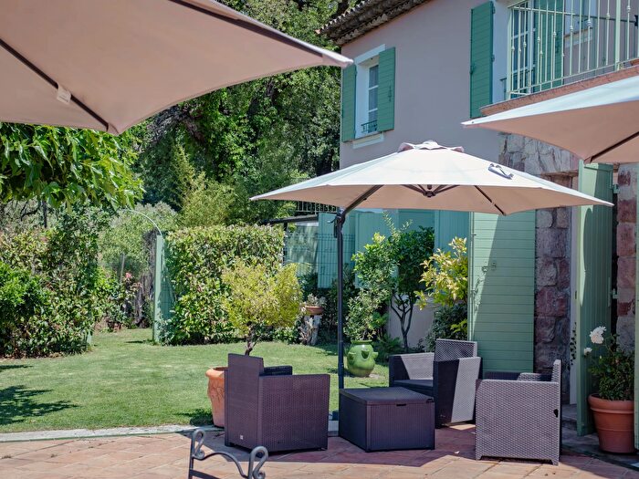 Maison 13 pièces à vendre - Grimaud