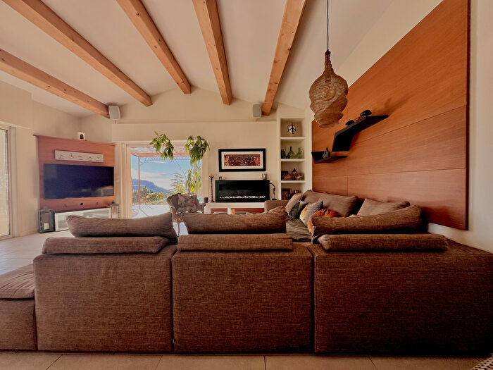 Maison à vendre - La Turbie - 5 pièces - 4 chambres