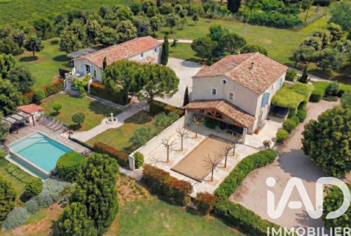 Maison à vendre - Beaucaire, Saint-Joseph, Route de Fourques - 12 pièces - 9 chambres