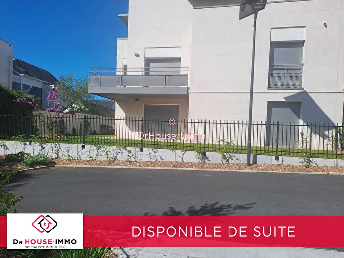 Saint-Cyr-sur-Loire, Maisons Blanches - Appartement 4 pièces à vendre