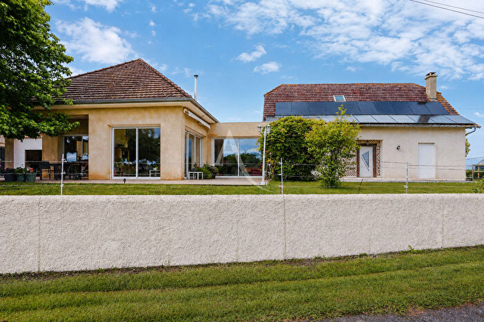 Maison 10 pièces à Claracq, à vendre