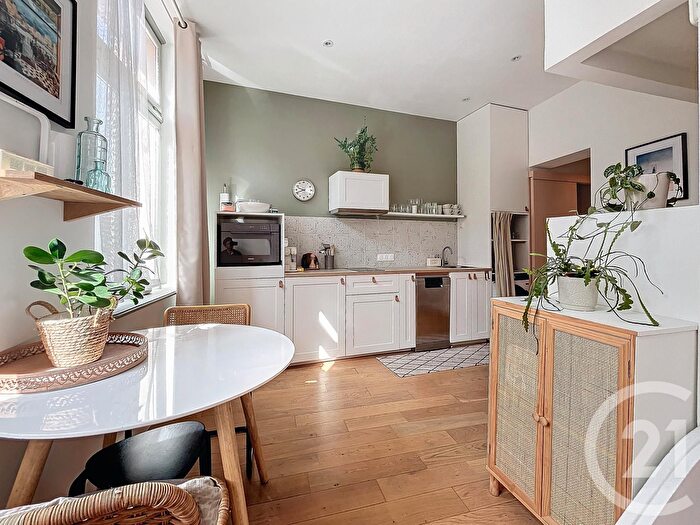 Appartement à louer - Lille, Vieux Lille - 3 pièces - 1 chambre