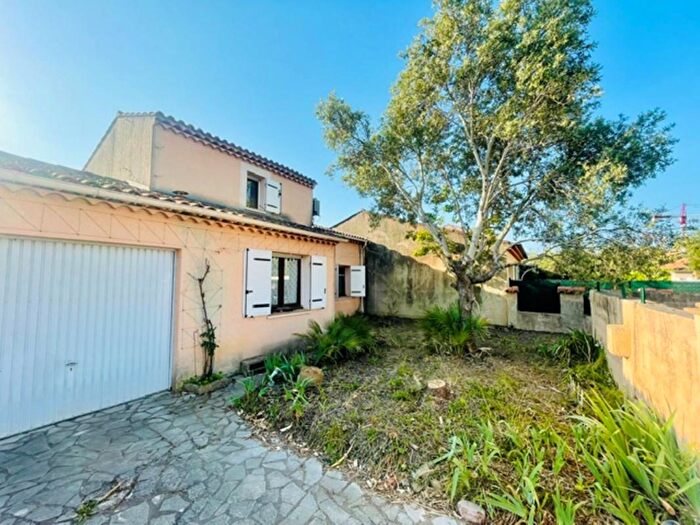 Cogolin, Rialet, Colombier : Maison 4 pièces à vendre