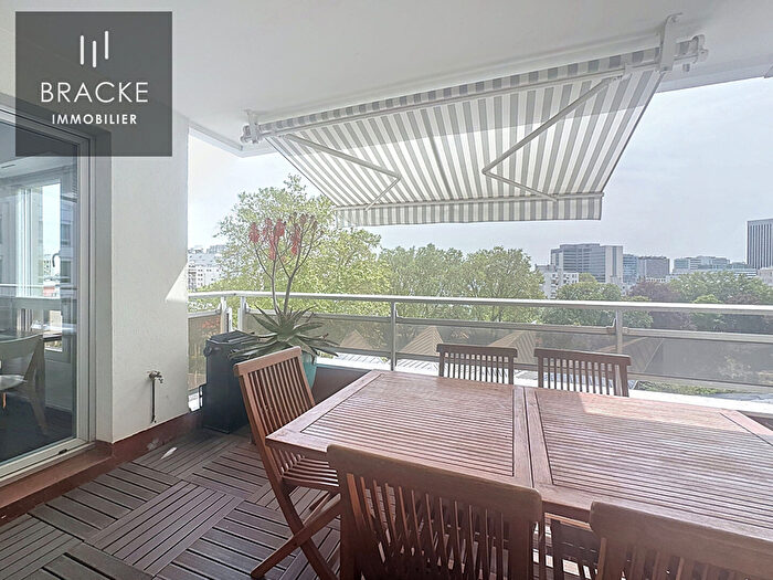 Courbevoie, Hôtel de ville : Appartement 5 pièces à vendre